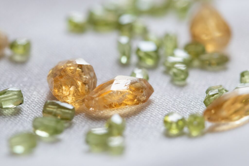 How to tell if Citrine is Real or Fake in 7 Easy Ways - Neocrystals ...