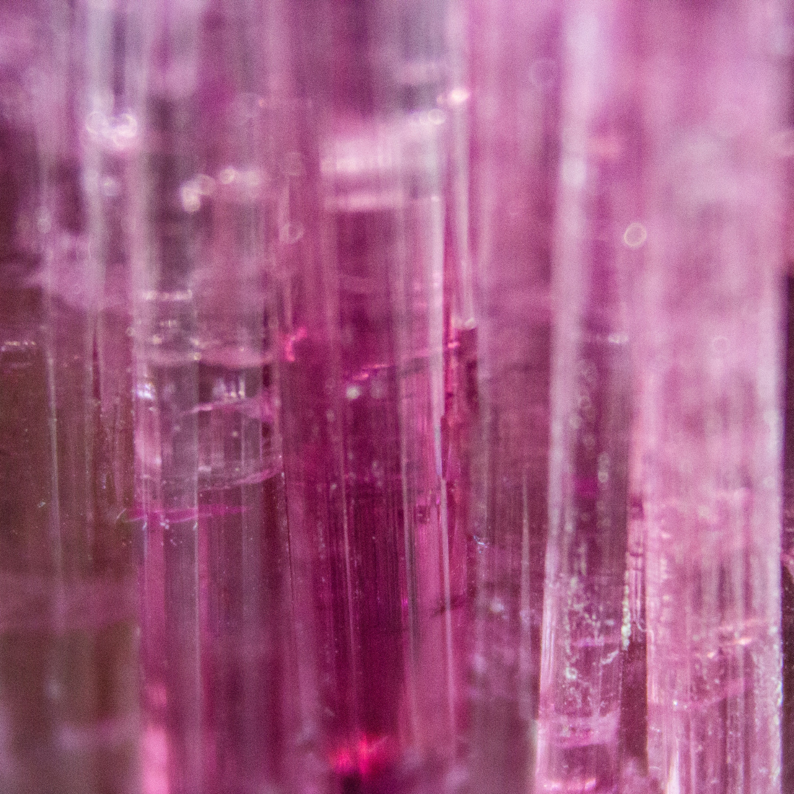 How to Tell if Tourmaline is Real or Fake in 7 Easy Ways