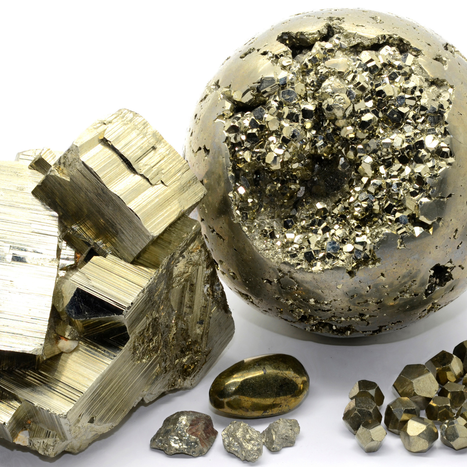 11 Best Crystals For Solar Plexus Chakra