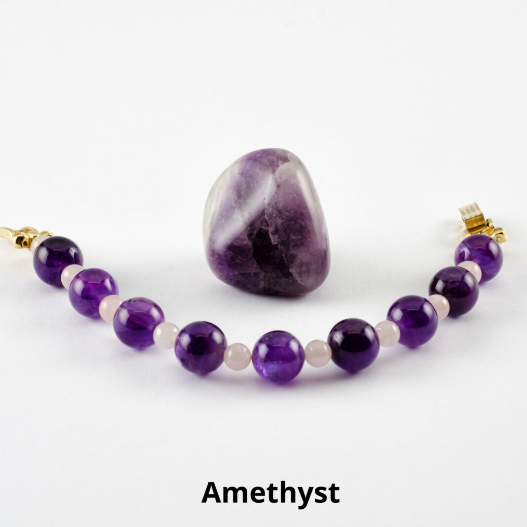 9 Best Crystals For Lucid Dreaming (And How To Use Them)