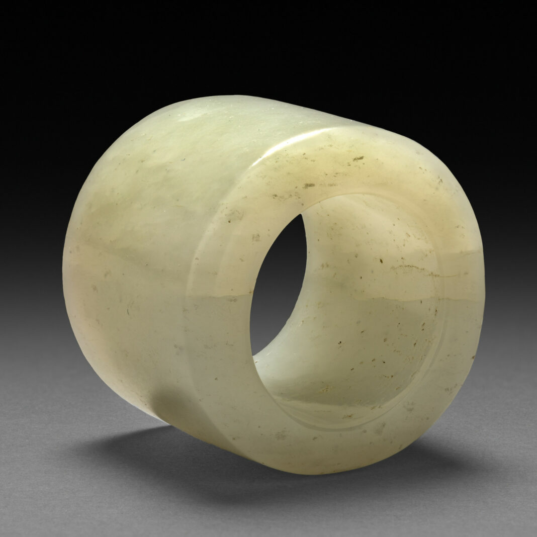 White Jade Meaning: Symbolism and Properties