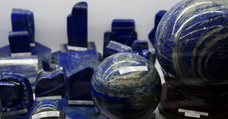 5 Excellent Ways To Use Lapis Lazuli effectively
