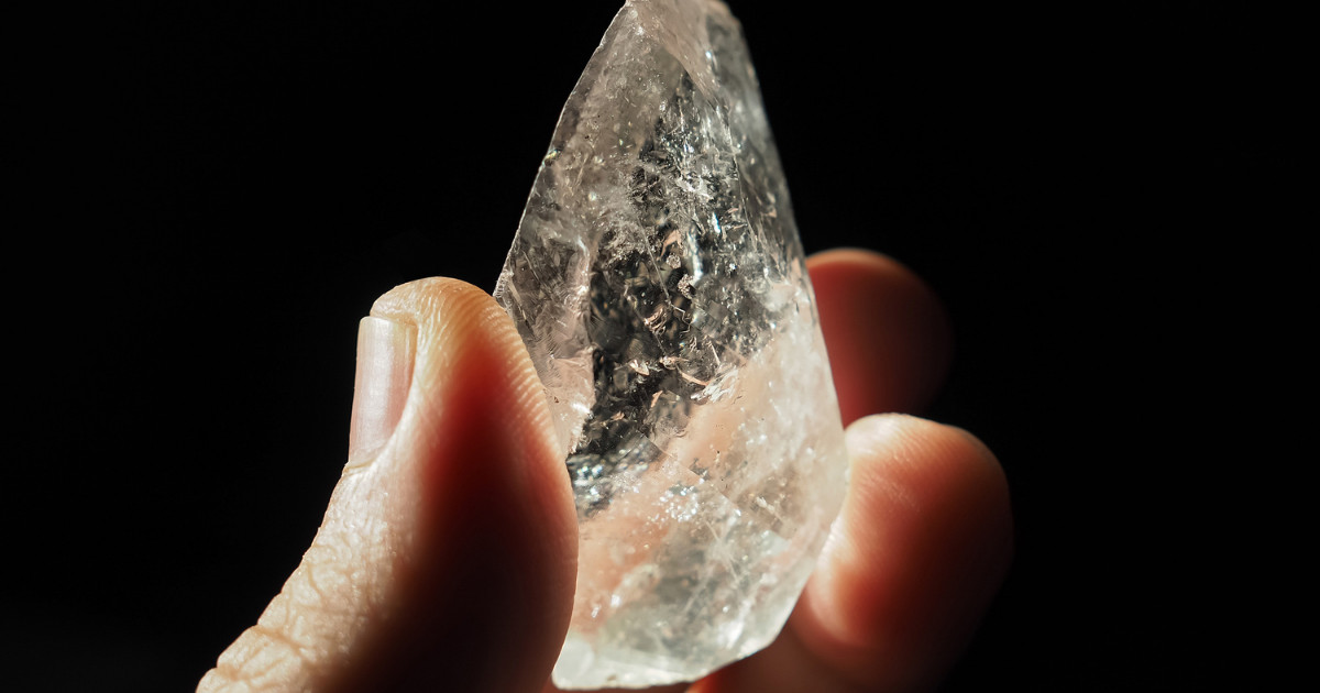 Can Clear Quartz Be In The Sun?