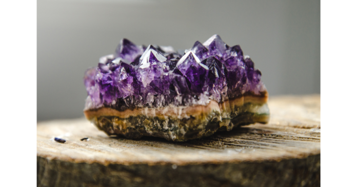 How Is Amethyst Formed: Structure and Chemical Composition