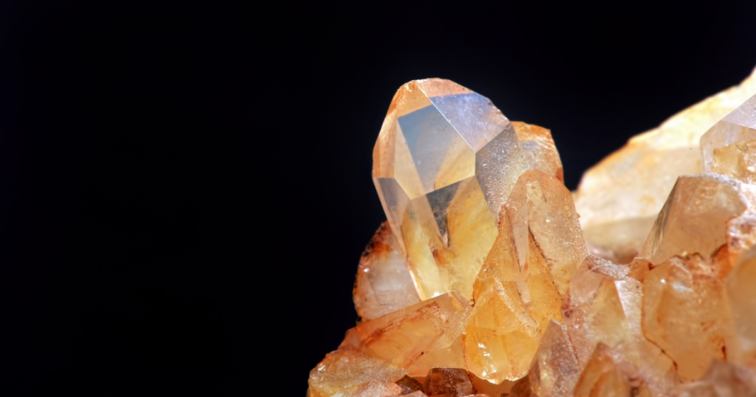 8 Awesome Benefits of Yellow Quartz