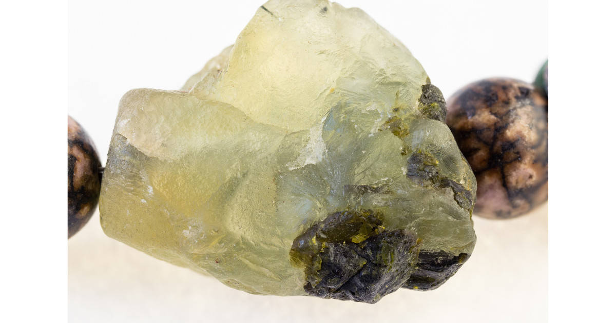 Prehnite Meaning: Healing Properties, Benefits and Uses