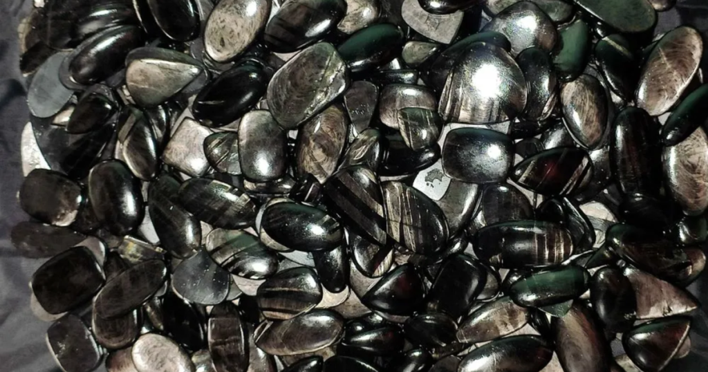 Hypersthene Meaning: Healing Properties, Benefits and Uses