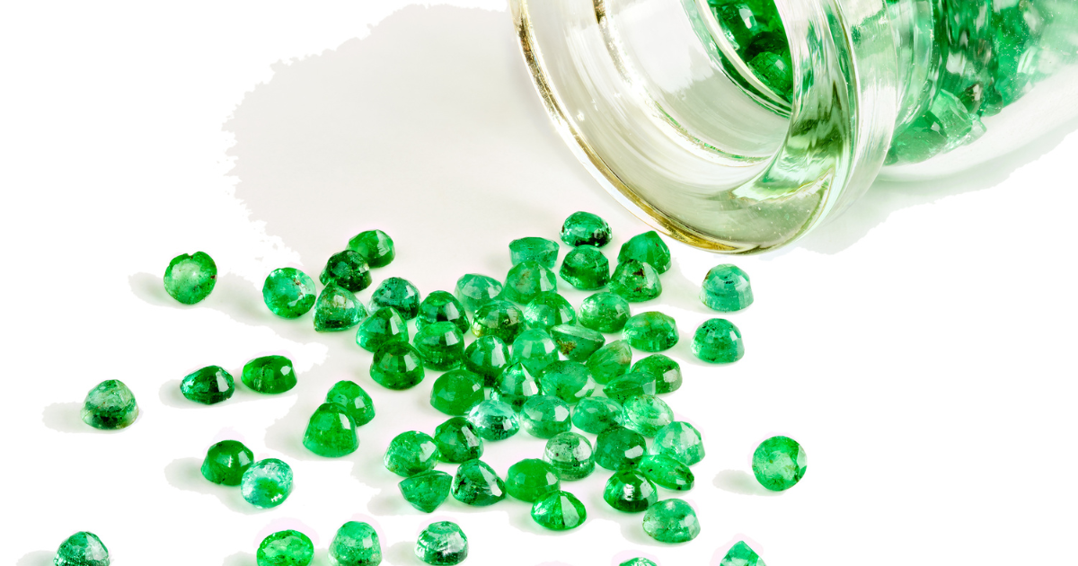 Emerald Crystal Meaning: Healing Properties, Benefits and Uses
