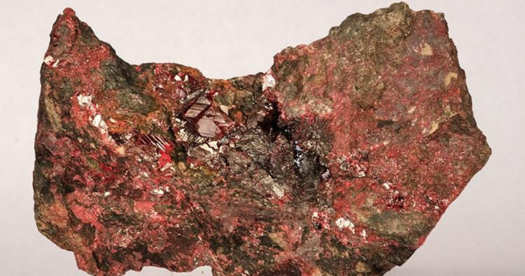 Cinnabar Crystal Meaning: Healing Properties, Benefits and Uses ...