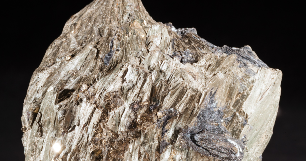 Tremolite Meaning: Healing Properties, Benefits and Uses
