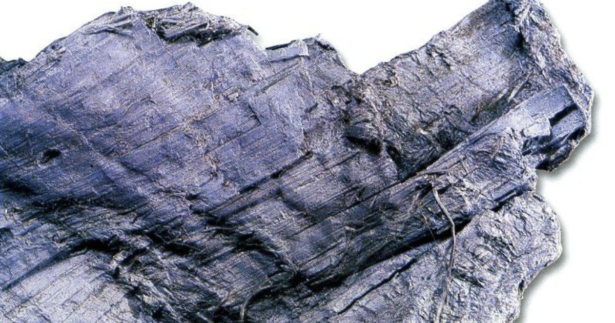 Tremolite Meaning: Healing Properties, Benefits and Uses